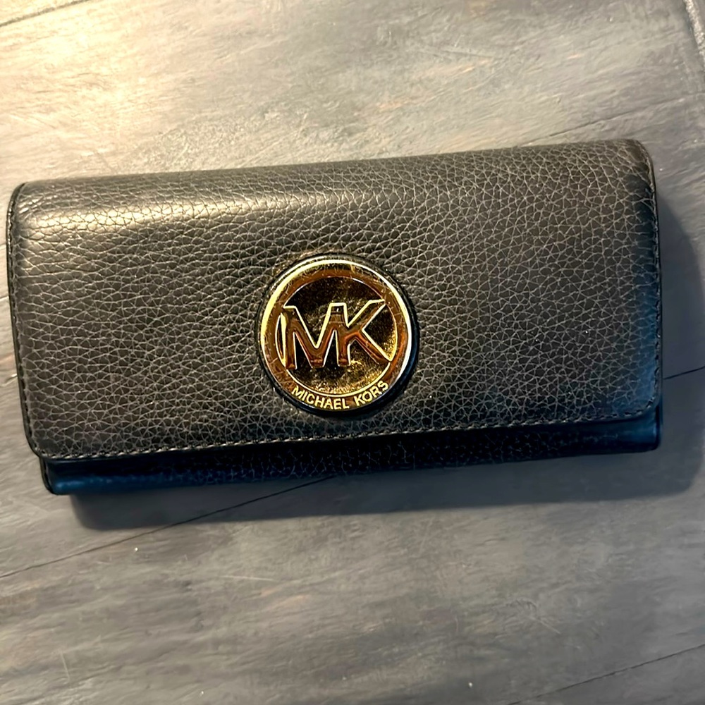 Used Mk Black Wallet - Gem